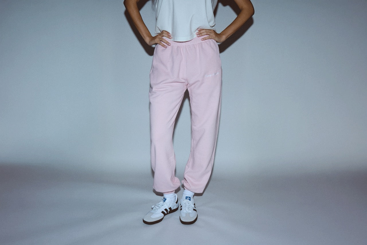 Clothes That Work with Everything Women – 7 Top Examples ...