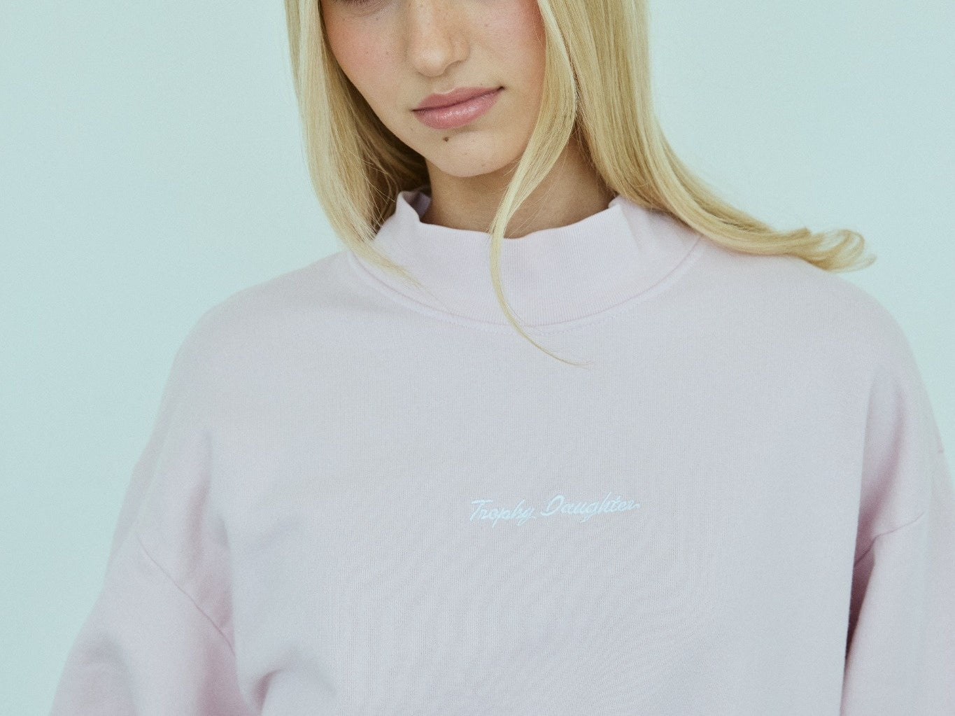 Brands with Relaxed but Chic Energy – 7 Top Examples – trophydaughter.com